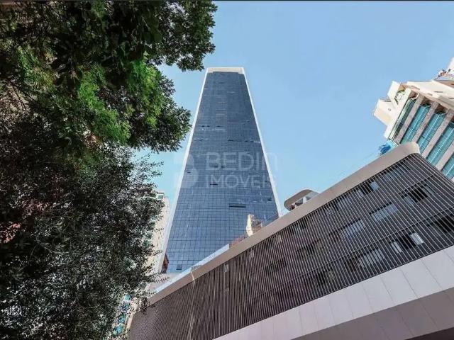 Apartamento para Venda em Balneário Camboriú/SC Centro 4 Quartos