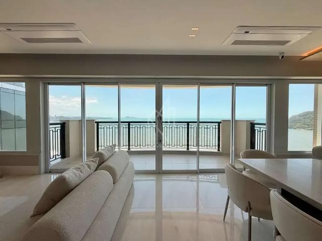 Apartamento para Venda em Balneário Camboriú/SC Centro 4 Quartos