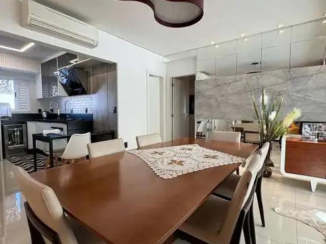 Apartamento para Venda em Balneário Camboriú/SC Centro 4 Quartos
