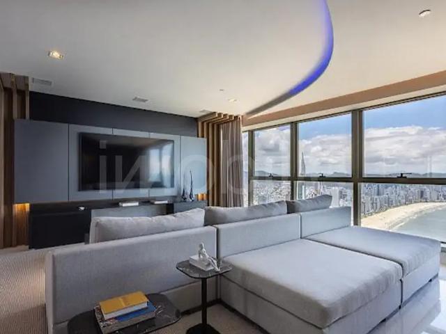Apartamento para Venda em Balneário Camboriú/SC Centro 4 Quartos