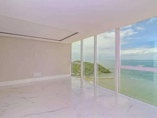 Apartamento para Venda em Balneário Camboriú/SC Centro 4 Quartos
