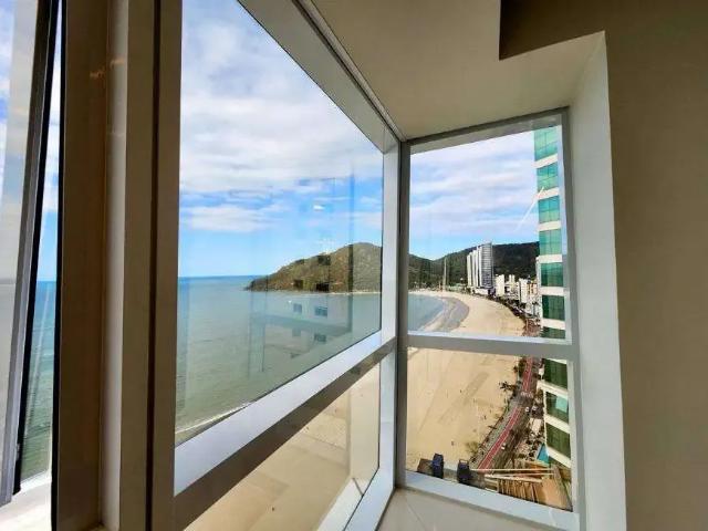 Apartamento para Venda em Balneário Camboriú/SC Centro 4 Quartos