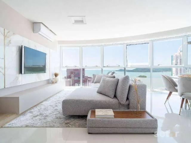 Apartamento para Venda em Balneário Camboriú/SC Centro 4 Quartos