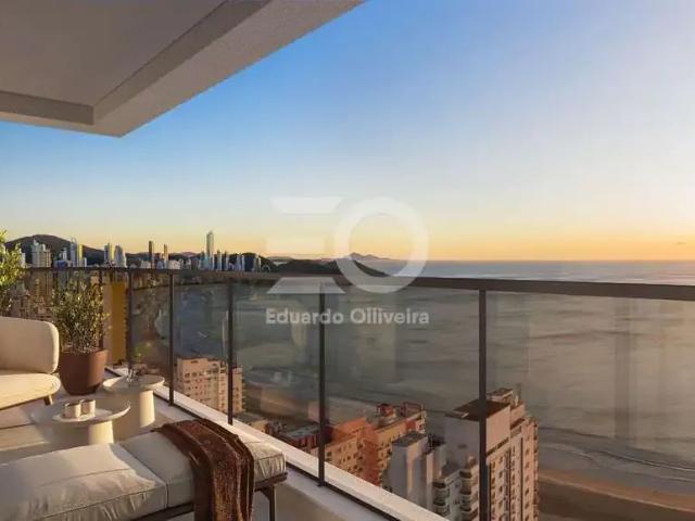 Apartamento para Venda em Balneário Camboriú/SC Centro 4 Quartos