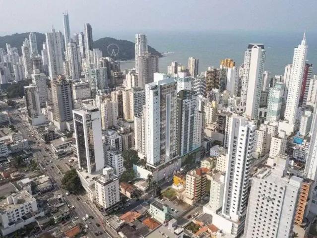 Apartamento para Venda em Balneário Camboriú/SC Centro 4 Quartos