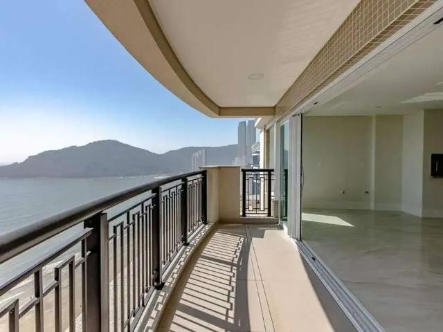 Apartamento para Venda em Balneário Camboriú/SC Centro 4 Quartos