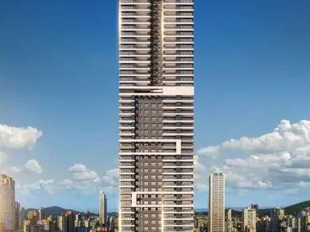 Apartamento para Venda em Balneário Camboriú/SC Centro 4 Quartos