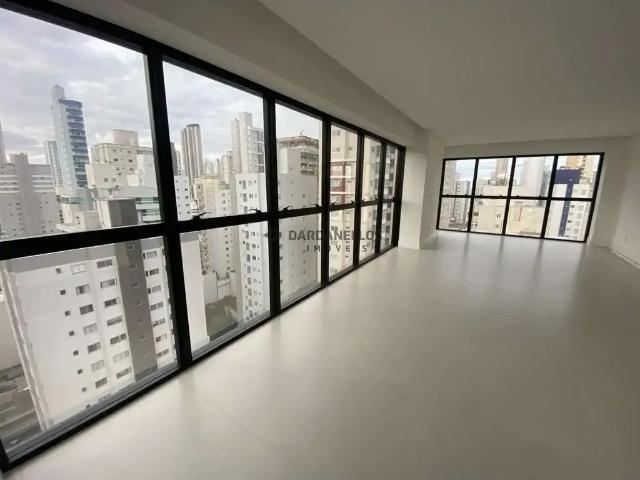 Apartamento para Venda em Balneário Camboriú/SC Centro 4 Quartos