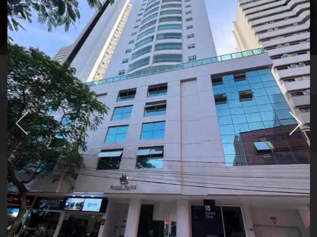 Apartamento para Venda em Balneário Camboriú/SC Centro 4 Quartos