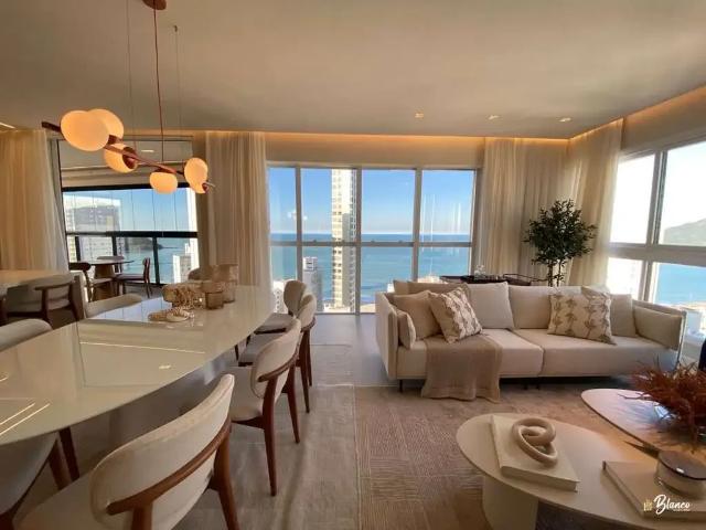Apartamento para Venda em Balneário Camboriú/SC Centro 4 Quartos