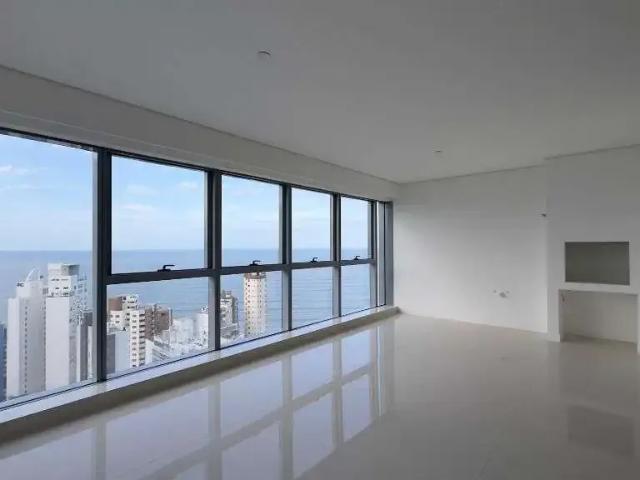Apartamento para Venda em Balneário Camboriú/SC Centro 4 Quartos