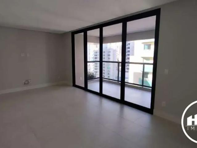 Apartamento para Venda em Balneário Camboriú/SC Centro 4 Quartos