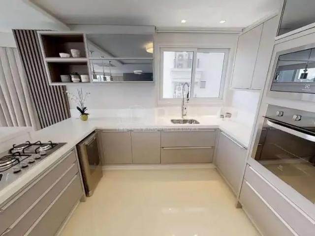 Apartamento para Venda em Balneário Camboriú/SC Centro 4 Quartos