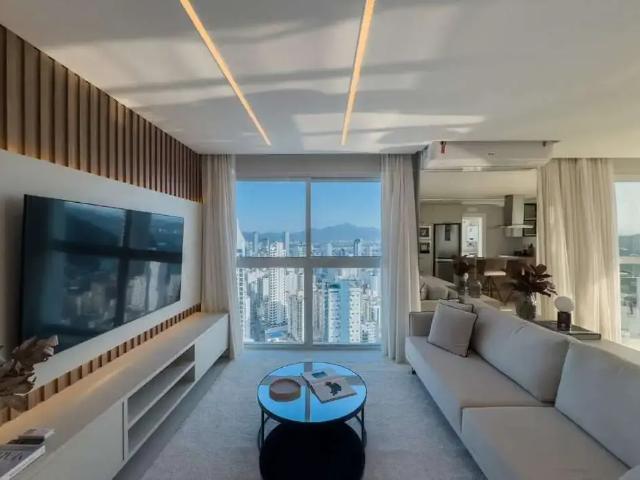 Apartamento para Venda em Balneário Camboriú/SC Centro 4 Quartos