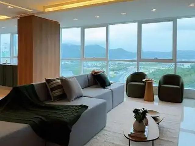 Apartamento para Venda em Balneário Camboriú/SC Centro 4 Quartos