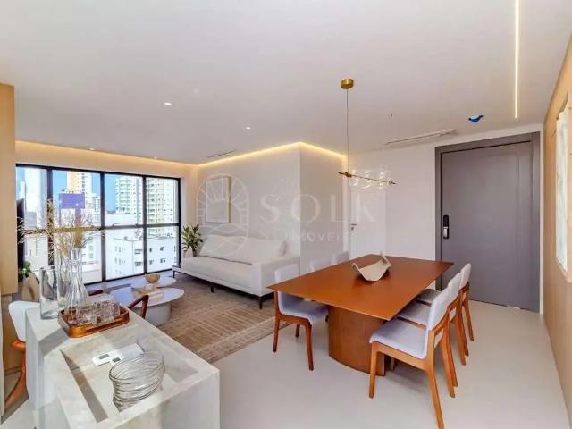 Apartamento para Venda em Balneário Camboriú/SC Centro 4 Quartos