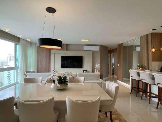 Apartamento para Venda em Balneário Camboriú/SC Centro 4 Quartos