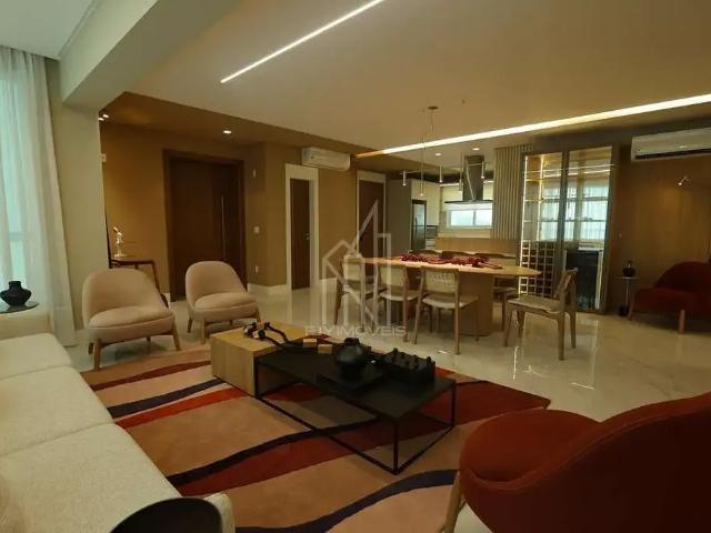 Apartamento para Venda em Balneário Camboriú/SC Centro 4 Quartos