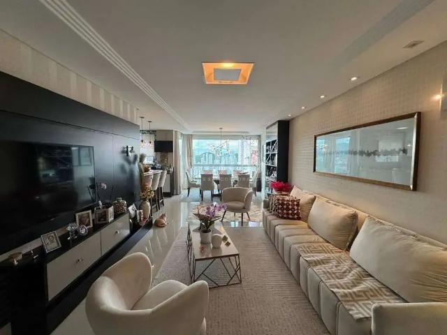 Apartamento para Venda em Balneário Camboriú/SC Centro 4 Quartos