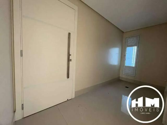 Apartamento para Venda em Balneário Camboriú/SC Centro 4 Quartos