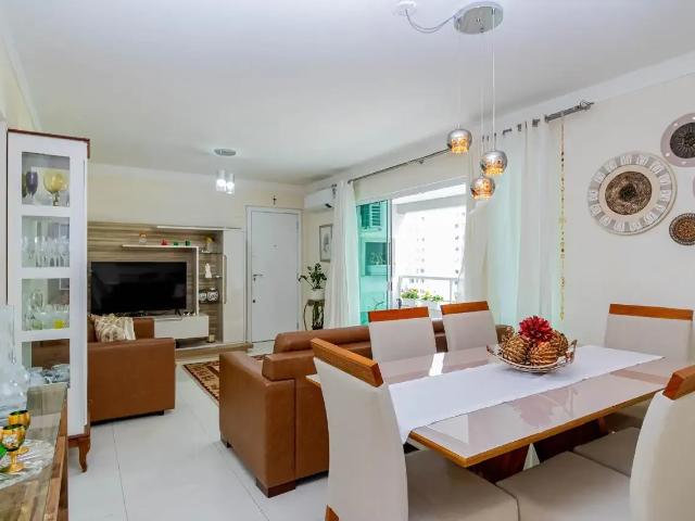 Apartamento para Venda em Balneário Camboriú/SC Centro 4 Quartos