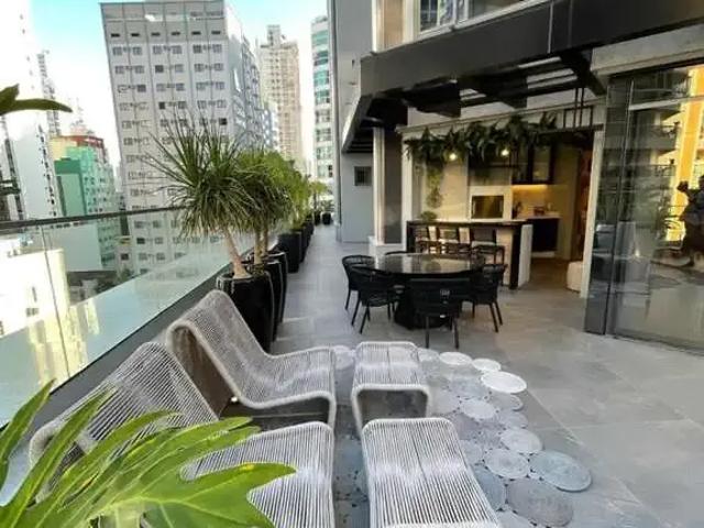 Apartamento para Venda em Balneário Camboriú/SC Centro 4 Quartos