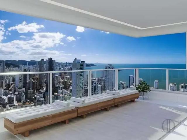 Apartamento para Venda em Balneário Camboriú/SC Centro 4 Quartos