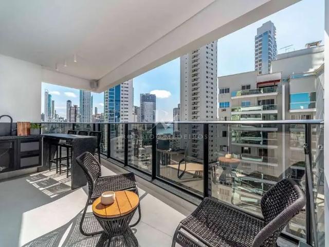 Apartamento para Venda em Balneário Camboriú/SC Centro 4 Quartos