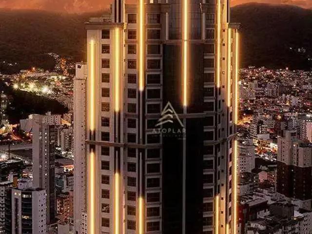 Apartamento para Venda em Balneário Camboriú/SC Centro 4 Quartos