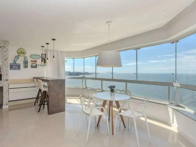 Apartamento para Venda em Balneário Camboriú/SC Centro 4 Quartos