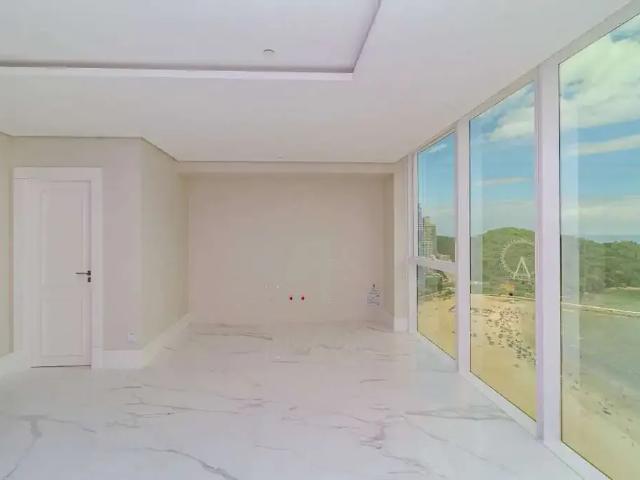 Apartamento para Venda em Balneário Camboriú/SC Centro 4 Quartos