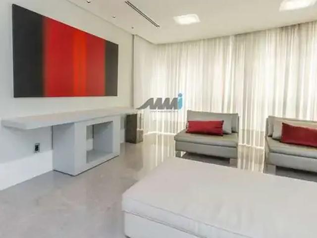 Apartamento para Venda em Balneário Camboriú/SC Centro 4 Quartos