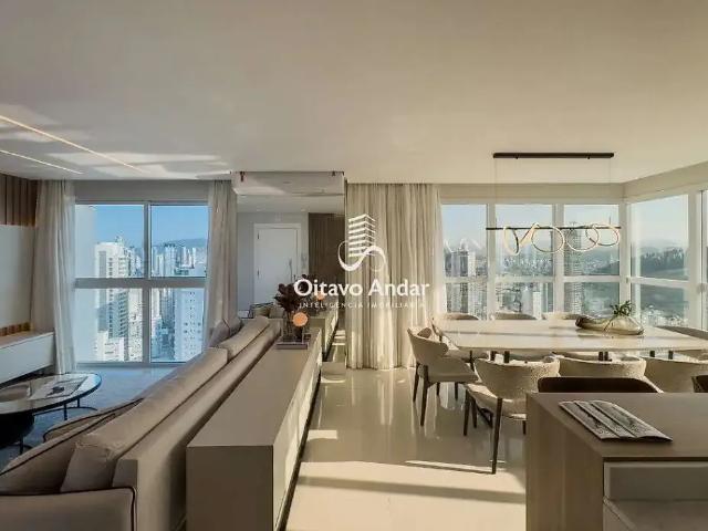 Apartamento para Venda em Balneário Camboriú/SC Centro 4 Quartos