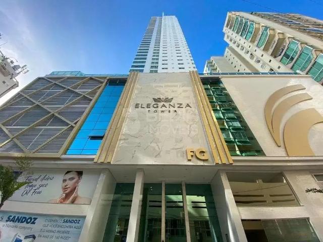 Apartamento para Venda em Balneário Camboriú/SC Centro 4 Quartos