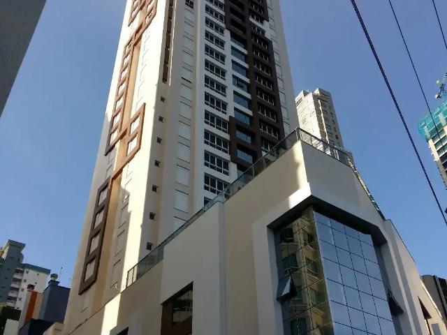 Apartamento para Venda em Balneário Camboriú/SC Centro 4 Quartos
