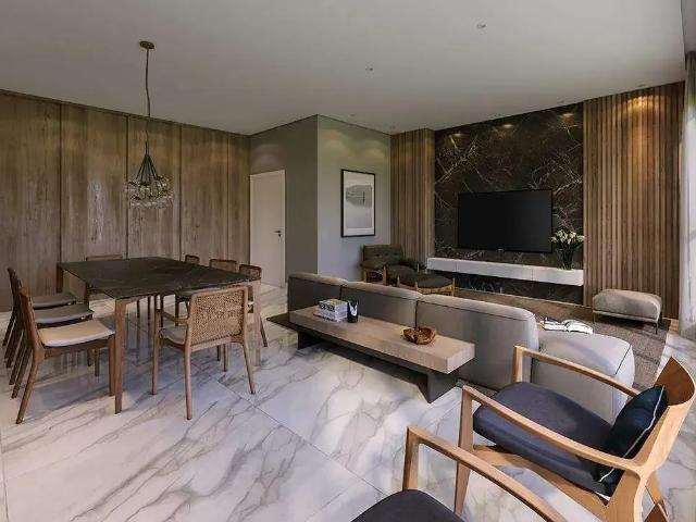 Apartamento para Venda em Balneário Camboriú/SC Centro 4 Quartos