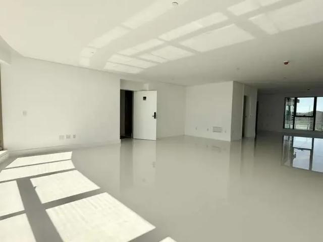 Apartamento para Venda em Balneário Camboriú/SC Centro 4 Quartos