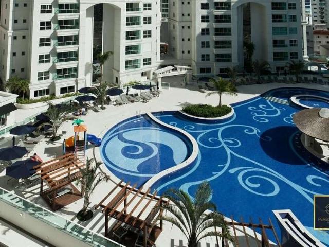 Apartamento para Venda em Balneário Camboriú/SC Centro 4 Quartos