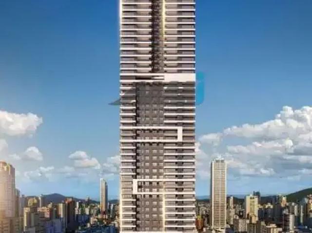 Apartamento para Venda em Balneário Camboriú/SC Centro 4 Quartos