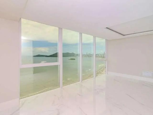 Apartamento para Venda em Balneário Camboriú/SC Centro 4 Quartos
