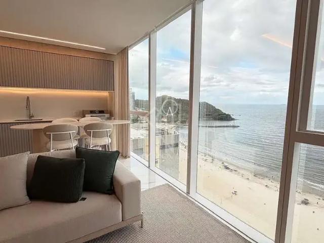 Apartamento para Venda em Balneário Camboriú/SC Centro 4 Quartos