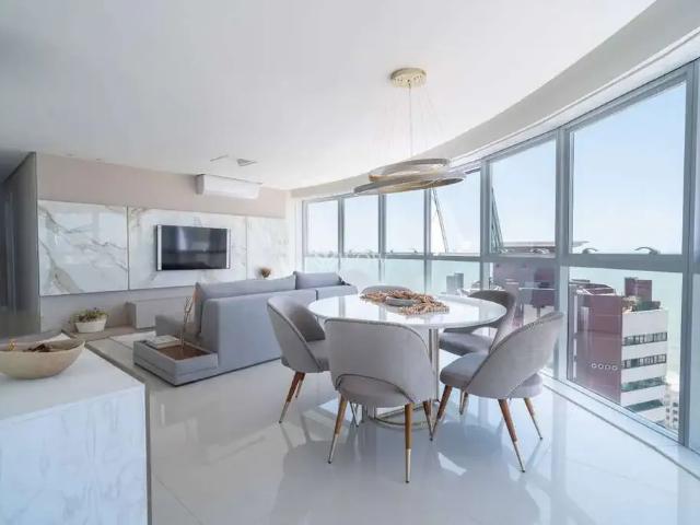 Apartamento para Venda em Balneário Camboriú/SC Centro 4 Quartos