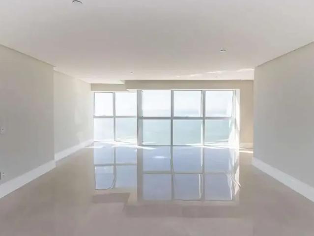 Apartamento para Venda em Balneário Camboriú/SC Centro 4 Quartos