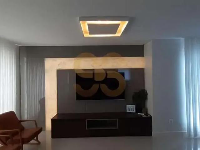 Apartamento para Venda em Balneário Camboriú/SC Centro 4 Quartos