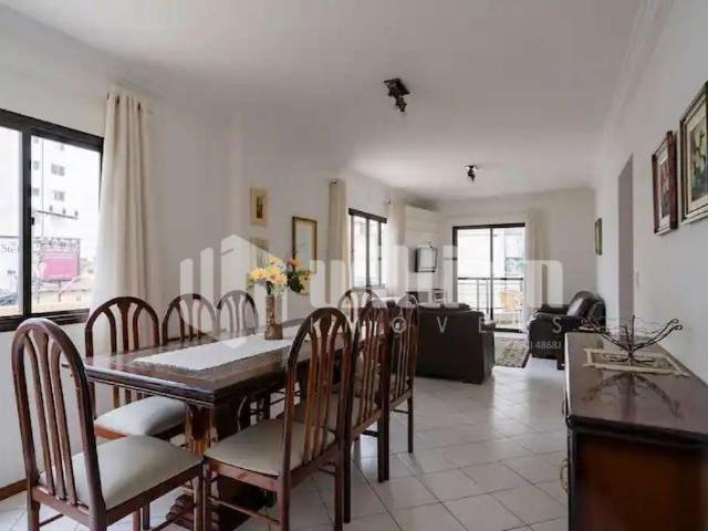 Apartamento para Venda em Balneário Camboriú/SC Centro 4 Quartos