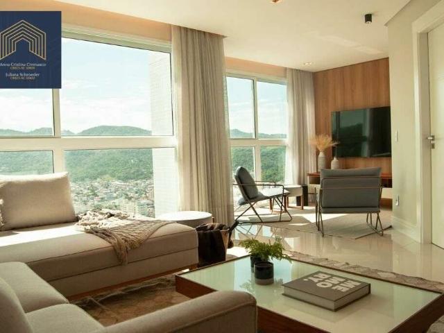 Apartamento para Venda em Balneário Camboriú/SC Centro 4 Quartos