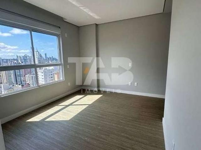 Apartamento para Venda em Balneário Camboriú/SC Centro 4 Quartos