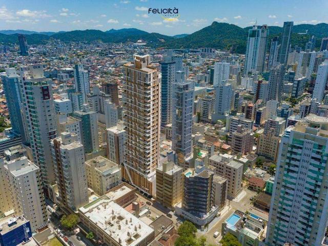 Apartamento para Venda em Balneário Camboriú/SC Centro 4 Quartos