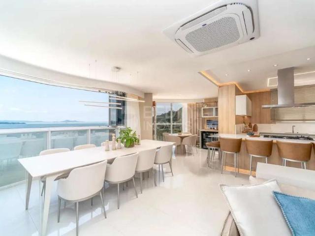 Apartamento para Venda em Balneário Camboriú/SC Centro 4 Quartos