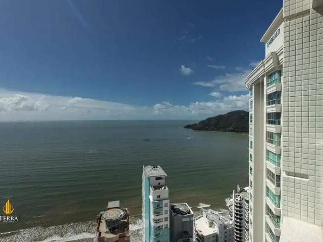 Apartamento para Venda em Balneário Camboriú/SC Centro 4 Quartos